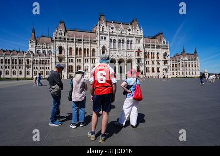 Arsenal fans outside the Hungarian Parliament Building in Budapest ...