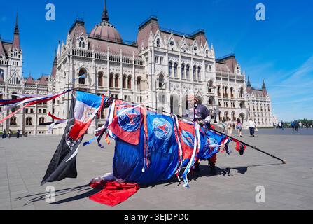 Arsenal fans outside the Hungarian Parliament Building in Budapest ...