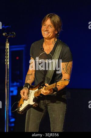 HOLLYWOOD, FL - MAY 29: Keith Urban performs during his High and Live ...