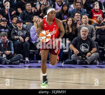 Raven Johnson #3 and the Indiana Fever take on the Atlanta Dream at ...
