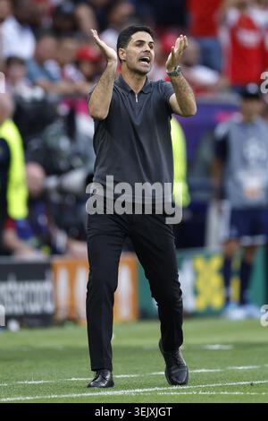 BUDAPEST, HUNGARY - MAY 30: Mikel Arteta (Head Coach Arsenal FC) during ...