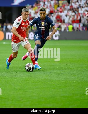 from left Leandro Trossard (Arsenal), Joao Neves Budapest, May 30, 2026 ...