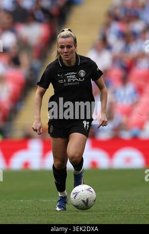 LONDON, ENGLAND - Lauren Hemp of Manchester City WFC in action during ...