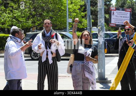 Toronto, Canada. 31st May, 2026. Iranian Monarchists clashes with Pro ...