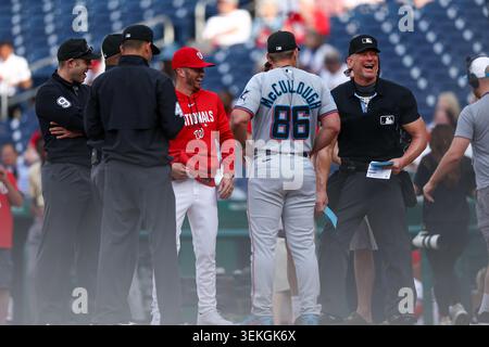 Washington Nationals manager Blake Butera, right, makes a line up ...