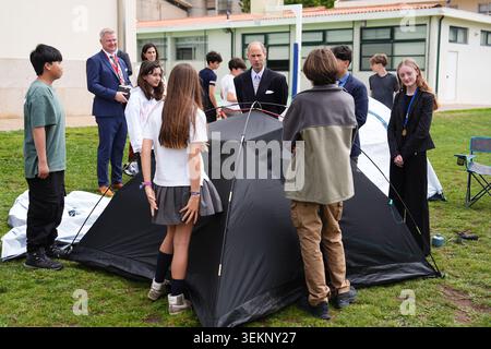 The Duke of Edinburgh meeting students at Oporto British School in ...