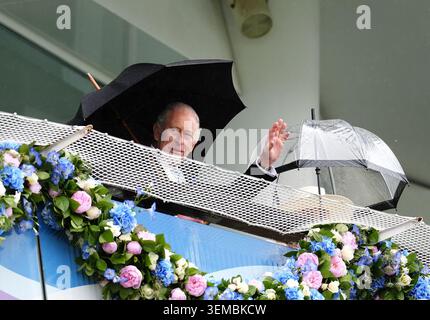 King Charles III during Derby Day of the Betfred Derby Festival at ...