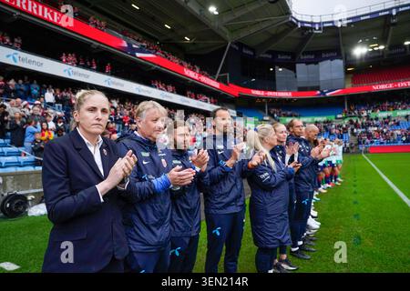 Oslo 20260609. Norway coach Gemma Grainger in the World Cup qualifying ...