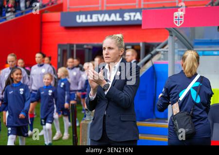 Oslo 20260609. Norway coach Gemma Grainger in the World Cup qualifying ...