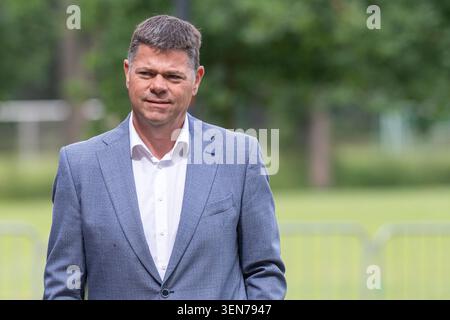 Merksplas, Belgium. 10th June, 2026. Singer Bart Kaell is pictured at ...