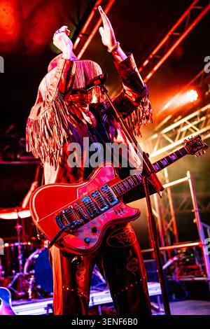 Milan Italy. 10th jun 2026. The American singer-songwriter William ...