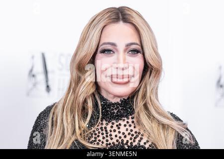 Taylor Dayne attends Songwriters Hall Of Fame Annual Induction And ...