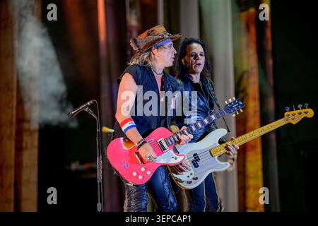 Alice Cooper Istanbul Concert 2026 Lifepark 13.06.2026 Stock Photo - Alamy