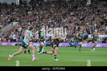 Northampton Saints' Henry Pollock in action during the Gallagher PREM ...