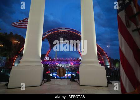 UFC Freedom 250 takes place on the South Lawn of the White House ...