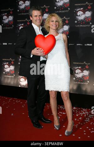 Heike Kloss mit Ehemann Harald Braun - 13th Kindernothilfe Award, E ...