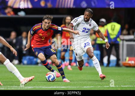 Cape Verde defender Steven Moreira (22) and Spain defender Marc ...