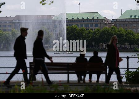 Hamburg, Germany. 16th June, 2026. Sailboats are moored at a dock ...