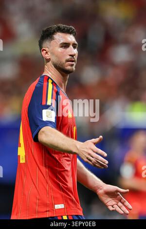 Atlanta, USA. 15th June, 2026. Spain defender Aymeric Laporte (14 ...