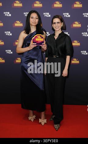 Winner of the Audience Choice Award (left) with Hayley Atwell, at the ...