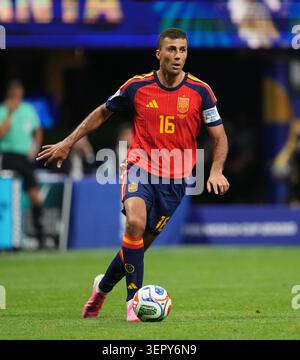 Alex Baena (Spain) controls the ball during Spain and Cape Verde, Group ...