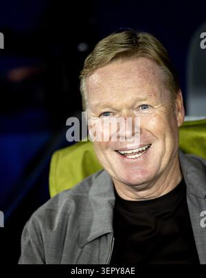 ARLINGTON - Netherlands coach Ronald Koeman arrives at Dallas Stadium ...