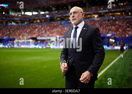 Spain head coach Luis de la Fuente attends training session ahead of a ...