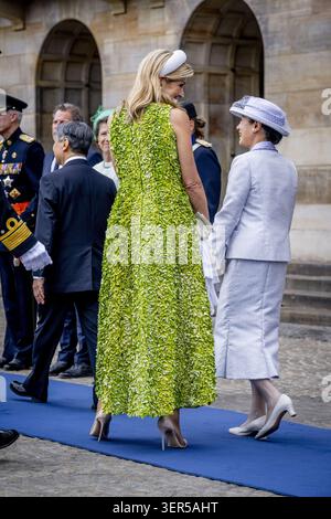 AMSTERDAM - Empress Masako at the welcome ceremony on Dam Square in ...