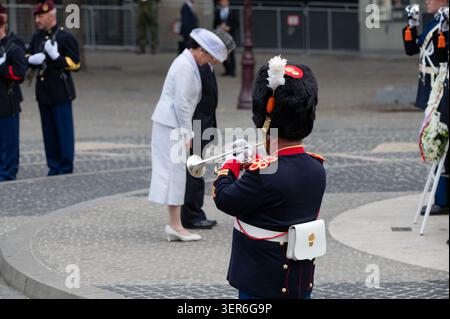 Queen Maxima and Japanese Emperor Naruhito visit the Rijksmuseum and ...