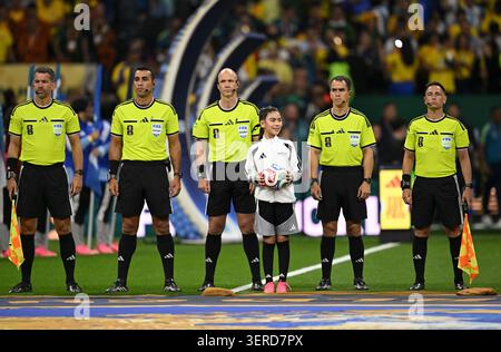 Mexico City, Mexico. 17th June, 2026. Daniel Munoz (C) of Colombia ...