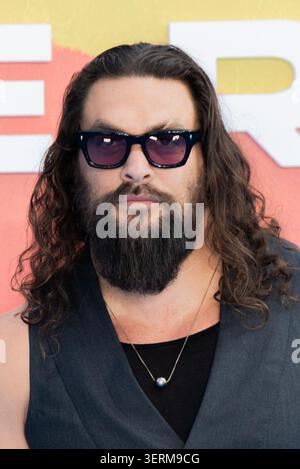 Jason Momoa attends the Supergirl UK Sneak Peak Event at Cineworld ...