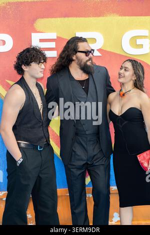 Jason Momoa attends the 'Supergirl' UK Sneak Peek Fan Event held at the ...