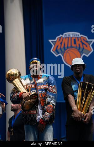 NYC Knicks Karl-Anthony Towns at the NBA Championship ceremony in New ...