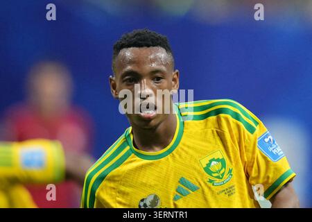 Relebohile Mofokeng (South Africa) looks on during Chezia and South ...