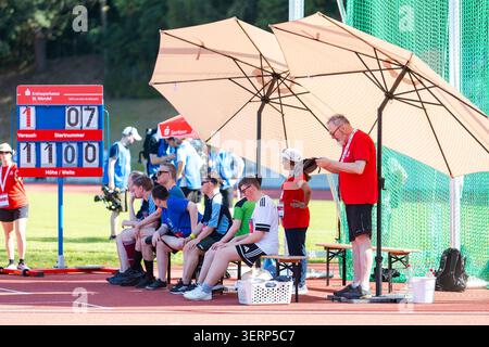19 June 2026, Saarland, Saarbrücken: With temperatures around 35 ...