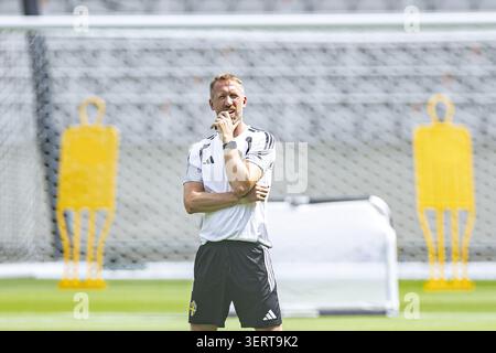 Graham Potter Head Coach of Sweden talks to the media during Sweden ...