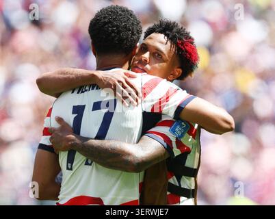 United States' Malik Tillman (17) takes a corner kick during the World ...