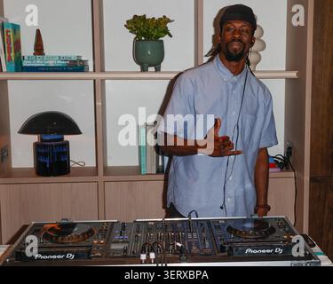 Entek attends the House Stories hosted by LaMont at the Maslow’s ...