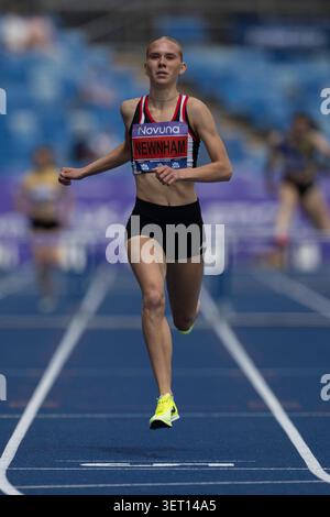 Emily Newnham wins the Womens 400m Hurdles final at the UK Athletics ...