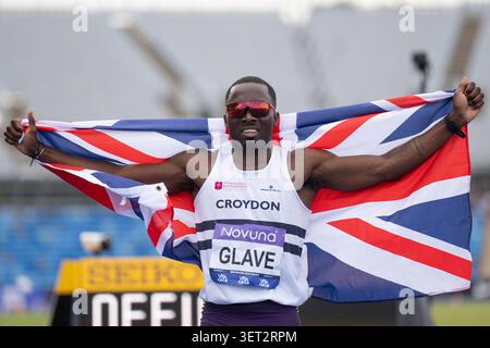 Romell Glave celebrates winning the Mens 100m at the UK Athletics ...