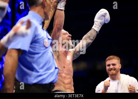 Bradley Goldsmith celebrates victory against Brad Pauls in the IBF ...