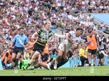 Exeter Chiefs' Immanuel Feyi-Waboso in action during the Gallagher PREM ...