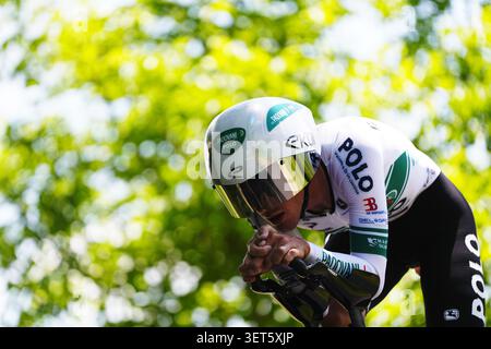 The race during Stage 8 of the Giro Next Gen 2026 Individual Time Trial ...