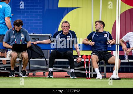 DALLAS - Austria national team coach Ralf Rangnick and Marcel Sabitzer ...