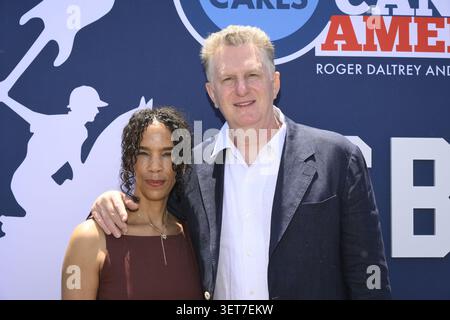 Actor Michael Rapaport with wife Kebe, Shapiro and Briggs families ...