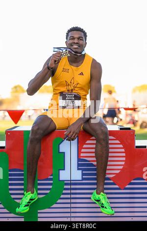 Jayden Davis of Arizona State wins the men's 400m in 44.98 during the ...