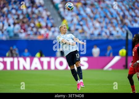 Guillermo Varela (Uruguay) controls the ball during the FIFA World Cup ...
