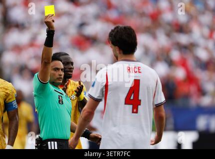 Referee Saíd Martínez yellow card Ghana forward Iñaki Williams (19 ...