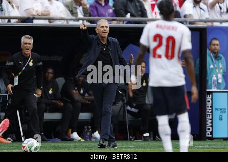 FOXBOROUGH - (LR) Ghana manager Carlos Querioz, Prince Adu of Ghana ...
