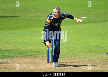 Southampton, UK, 24 June 2026. Abbey Freeborn of Warwickshire raises ...